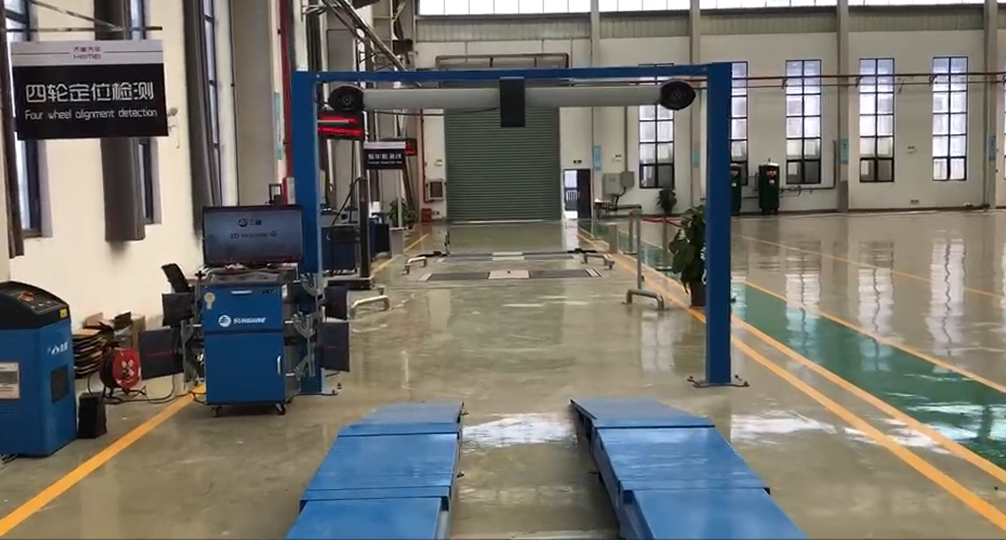 Real case with 3D wheel aligner +scissor lift + double plate side slip ...